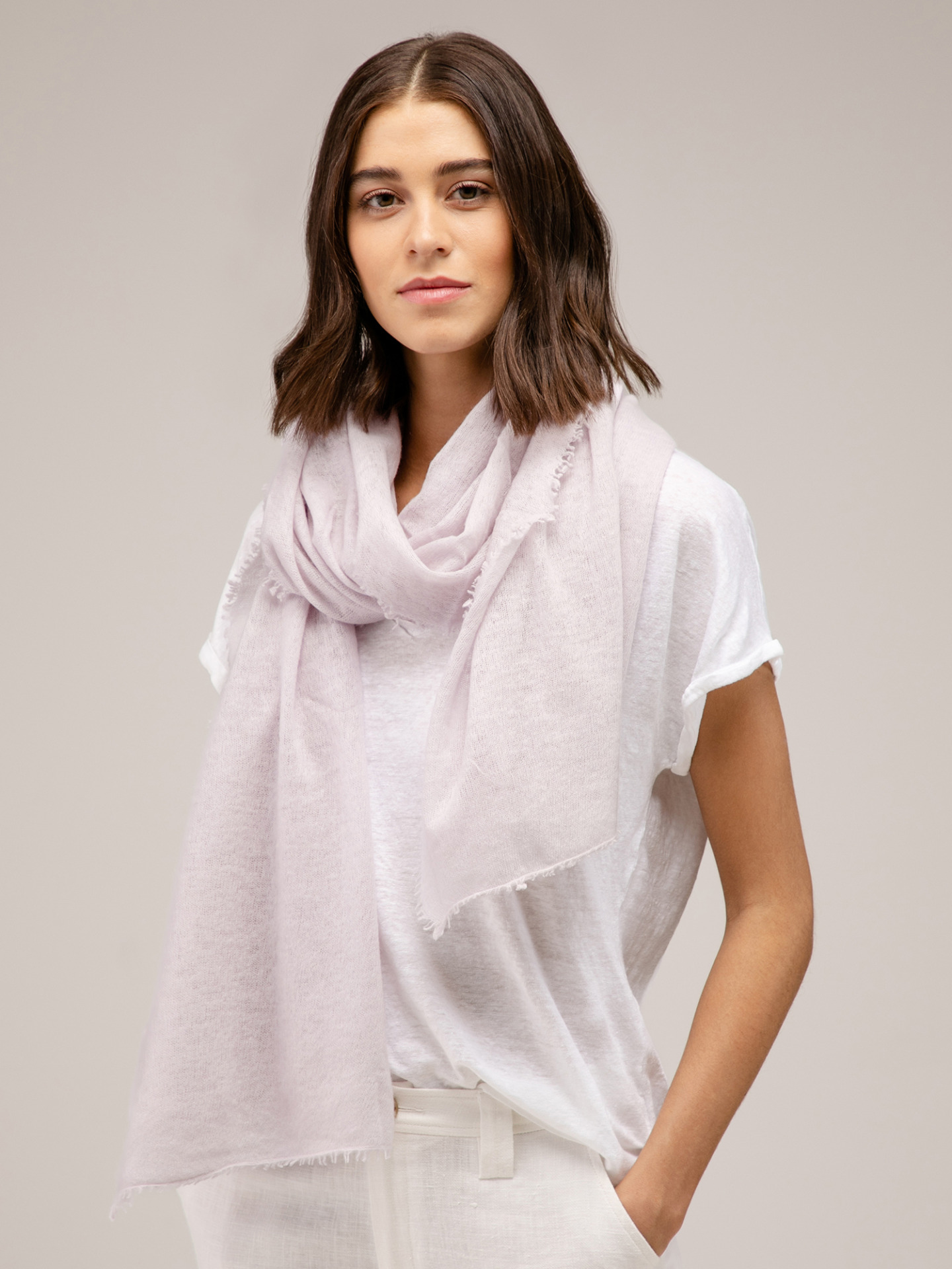 Schal aus Cashmere von PUR SCHOEN 4058 LAVENDEL online shoppen – DANIELS