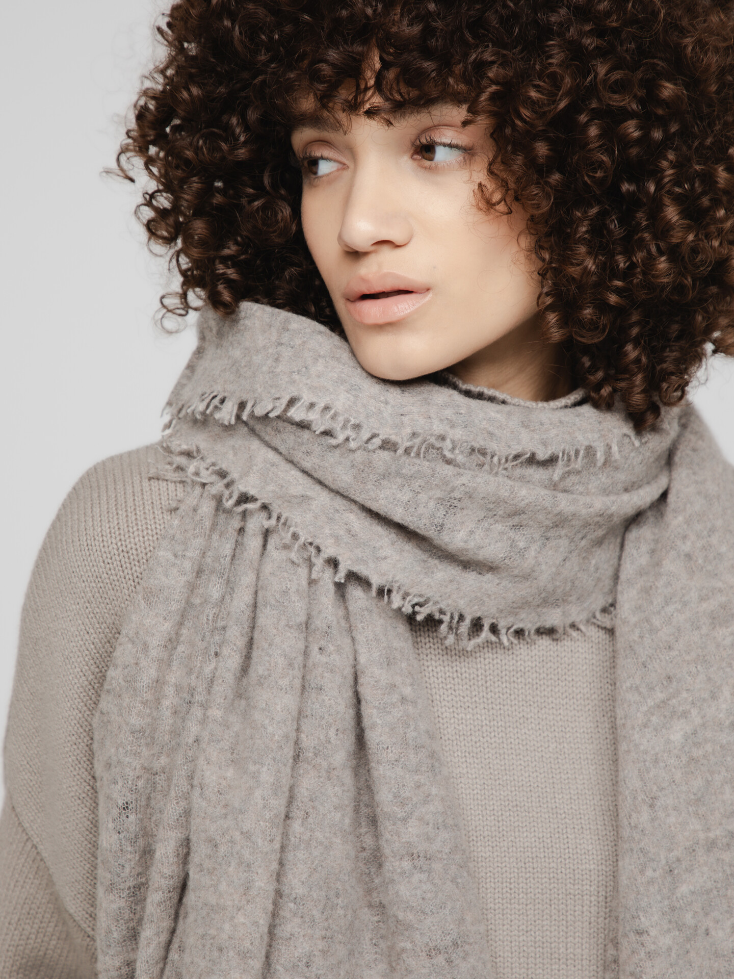 Schal aus Cashmere von PUR SCHOEN 9910 GREY online shoppen – DANIELS