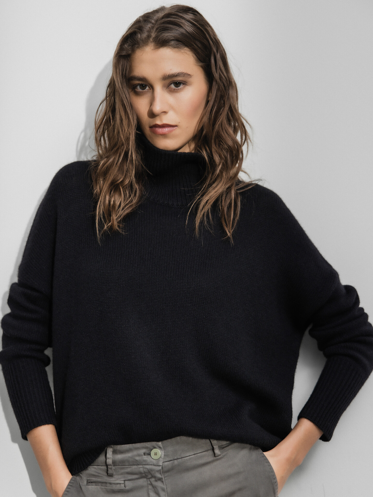 Turtleneck Pullover aus Cashmere von LISA YANG BLACK online shoppen ...