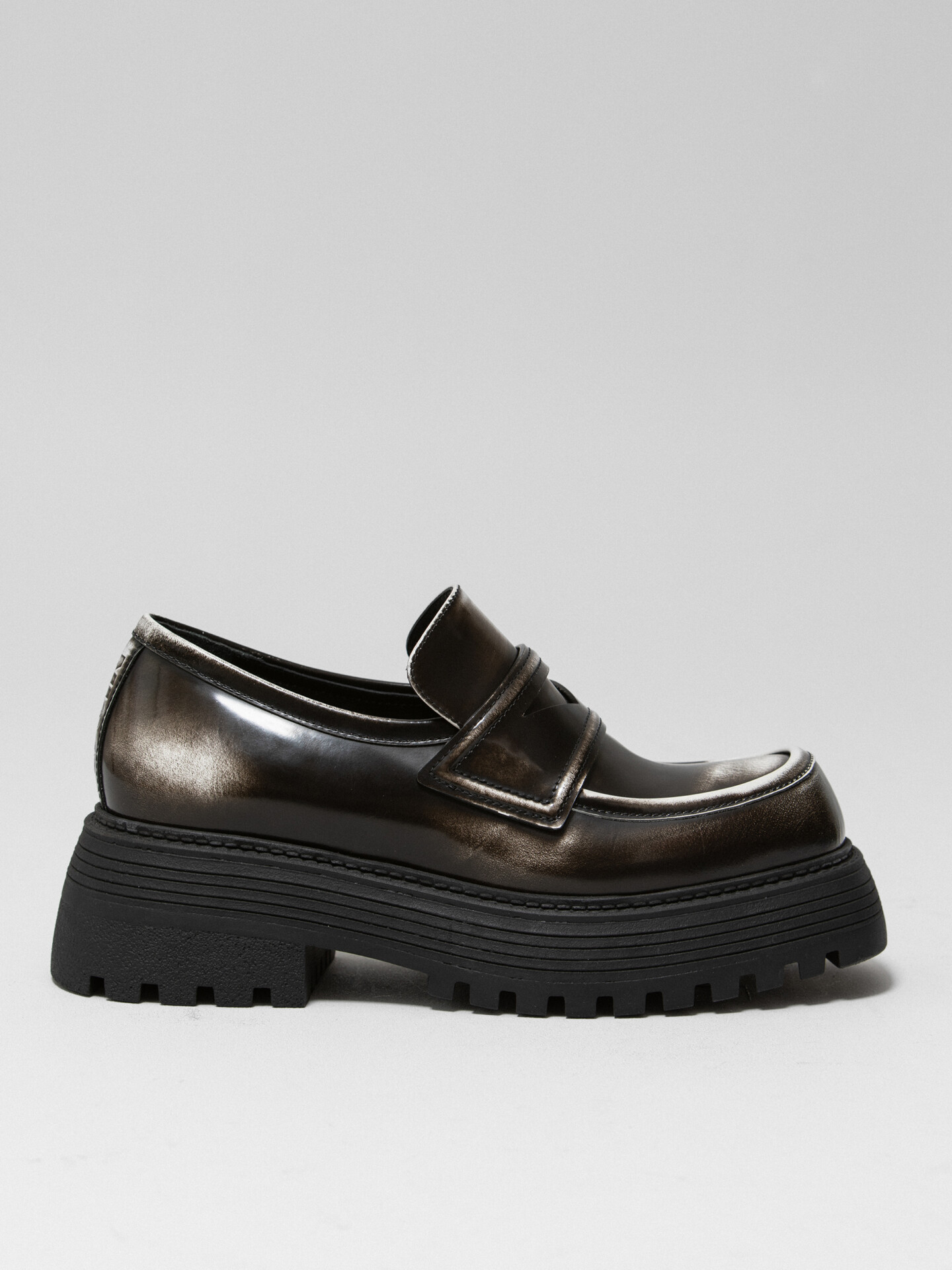 Plateau-Loafers aus Leder von 3JUIN CHELSEA BLACK WHITE online shoppen ...