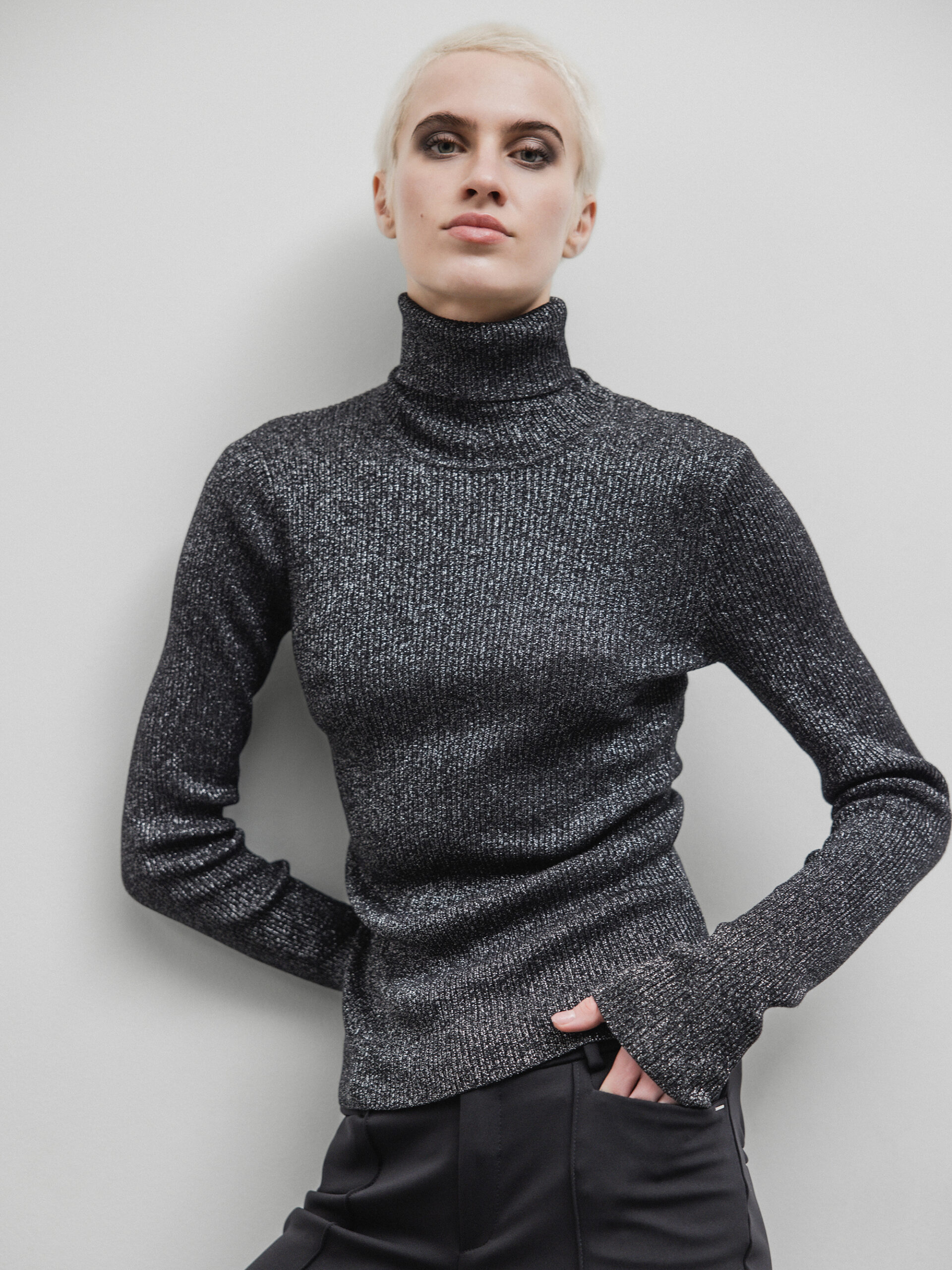 Rollkragenpullover von CHASER BLACK GLITTER online shoppen – DANIELS