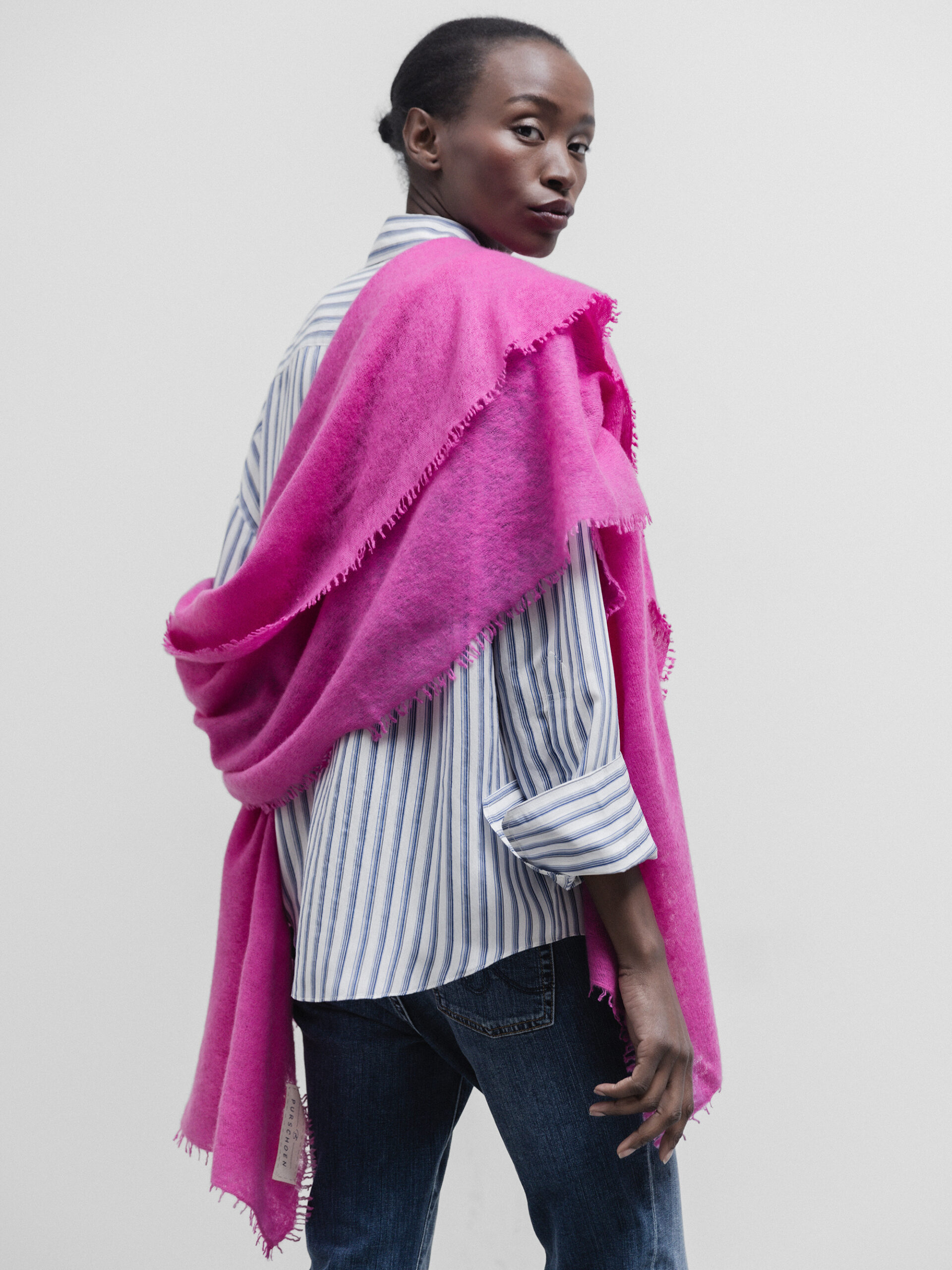 Schal aus Cashmere von PUR SCHOEN 4020 PINK online shoppen – DANIELS