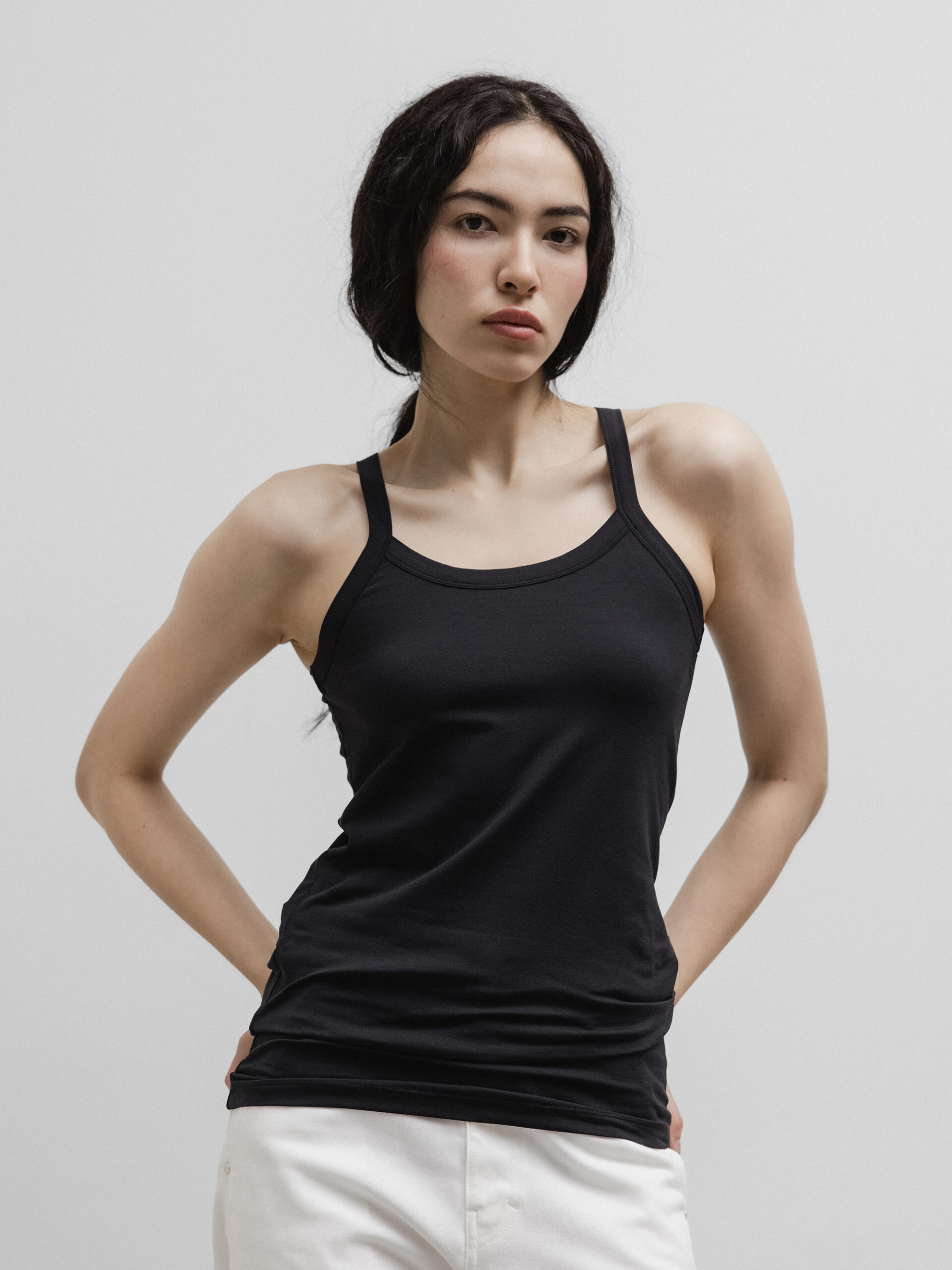 Mode von Lis Lareida online shoppen | Designer bei DANIELS