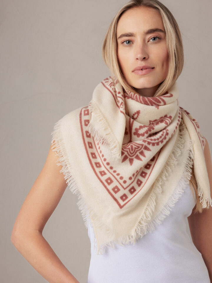 Schal aus Cashmere von PUR SCHOEN 8163 WHITE ROSE DARK online shoppen ...